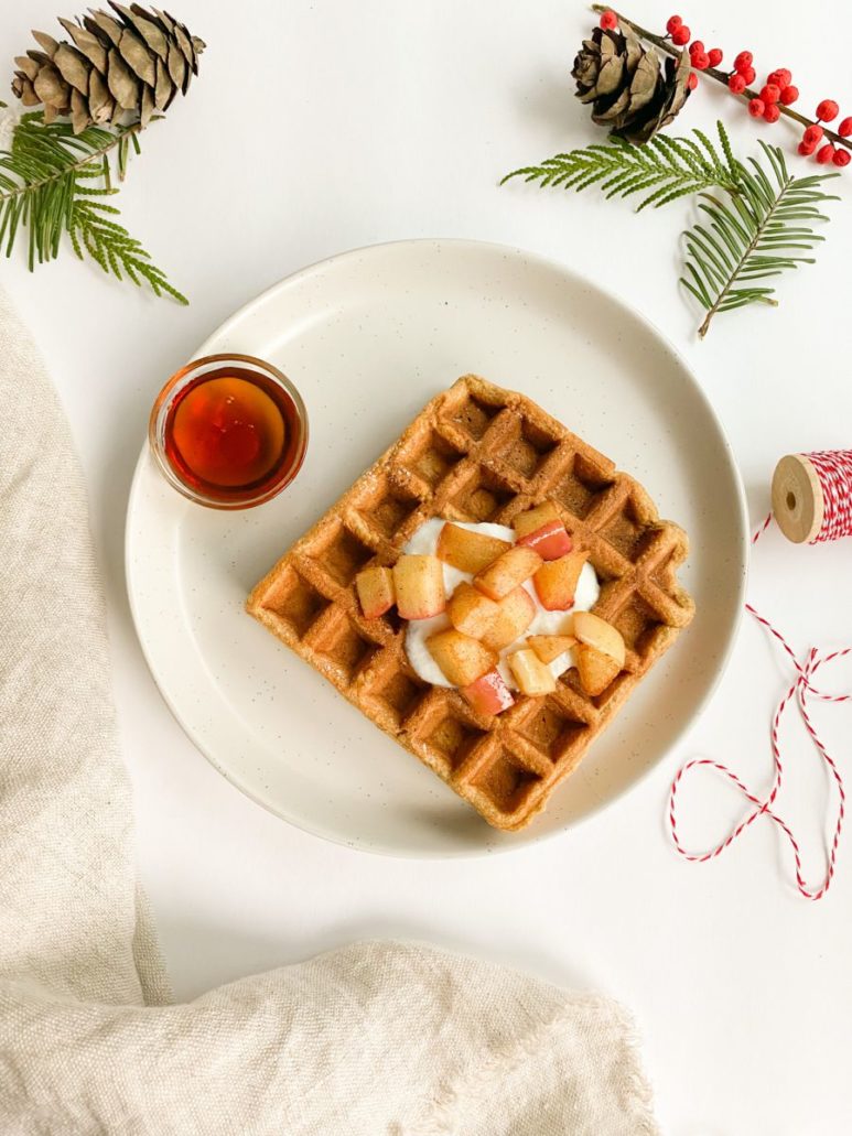 Wholewheat gingerbread apple waffles – Zest Nutrition
